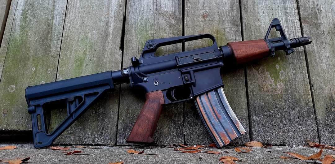 Classic Wood Furniture for AR-15 Rifles From American-Icon - Shooting ...