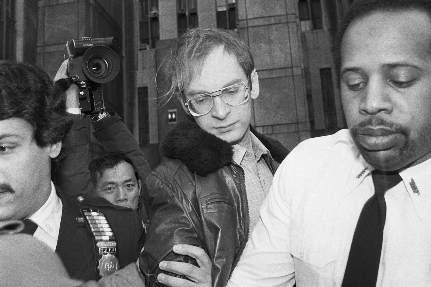 Goetz: The public has to carry guns in New York - Shooting News Weekly