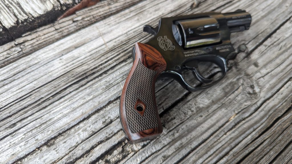 Gun Review: The Heritage Roscoe Snub Nose Revolver - Shooting News Weekly