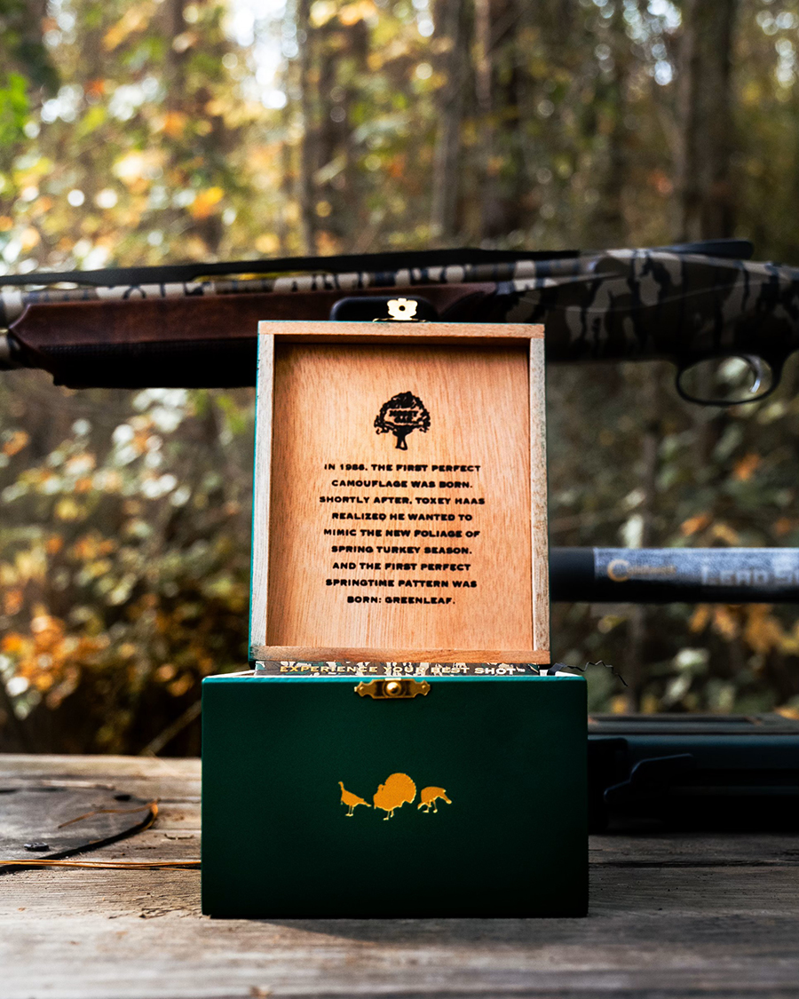 Christmas Gift Idea: Custom Wood Cigar Box Filled With APEX Turkey TSS ...