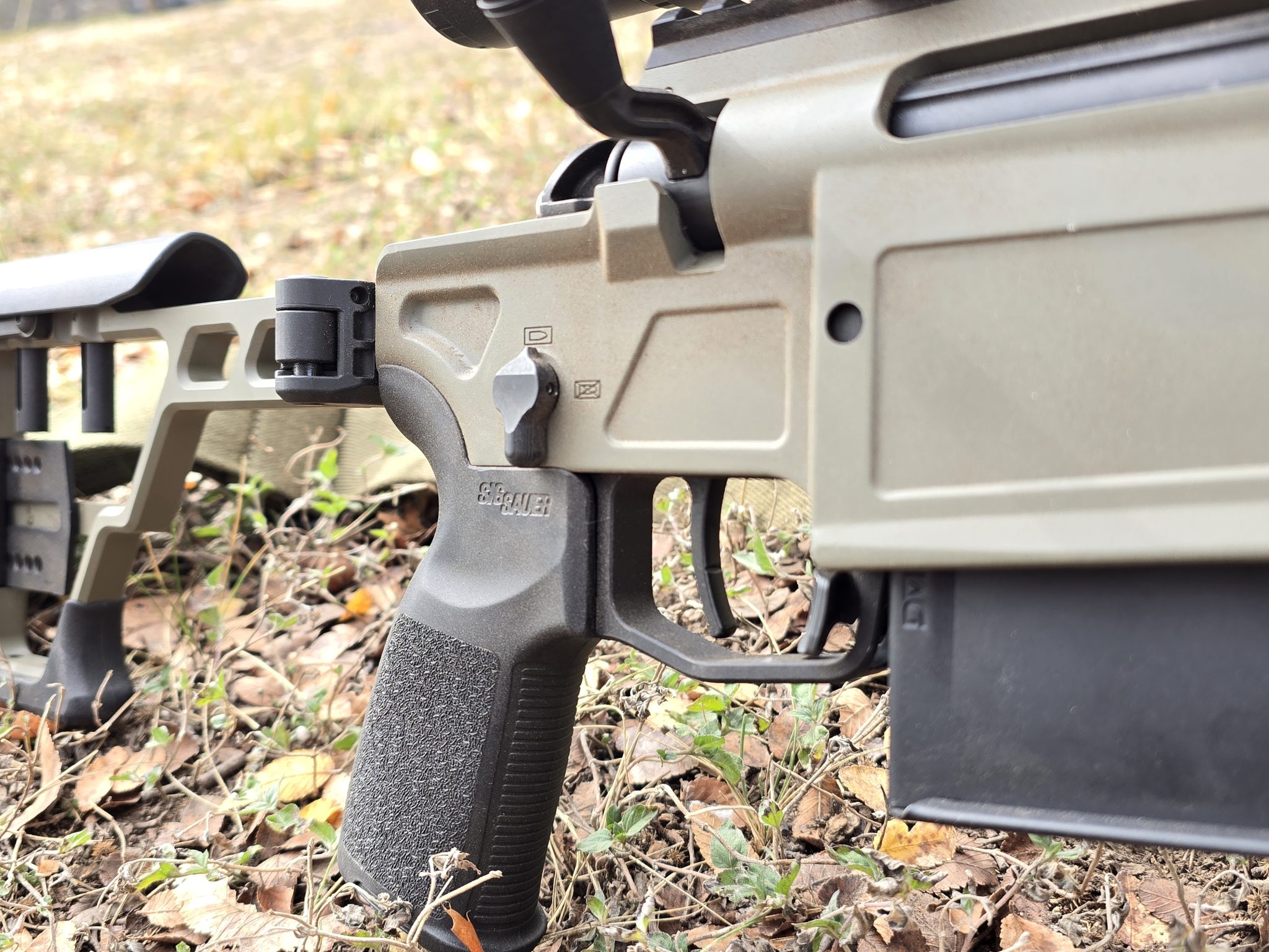 Gun Review: SIG SAUER CROSS-MAGNUM SAWTOOTH Rifle - Shooting News Weekly