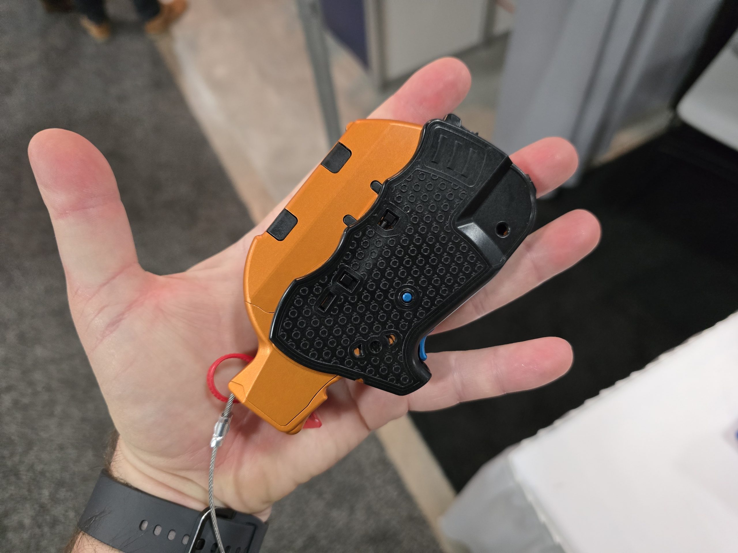 The Ounce Pistol at SHOT Show: A 10+1 Round Fold-Up CCW - Shooting News ...