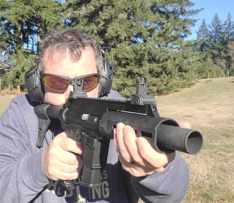 The Extar EP45 in .45 ACP May Be the Best Budget Subgun You Can Buy ...