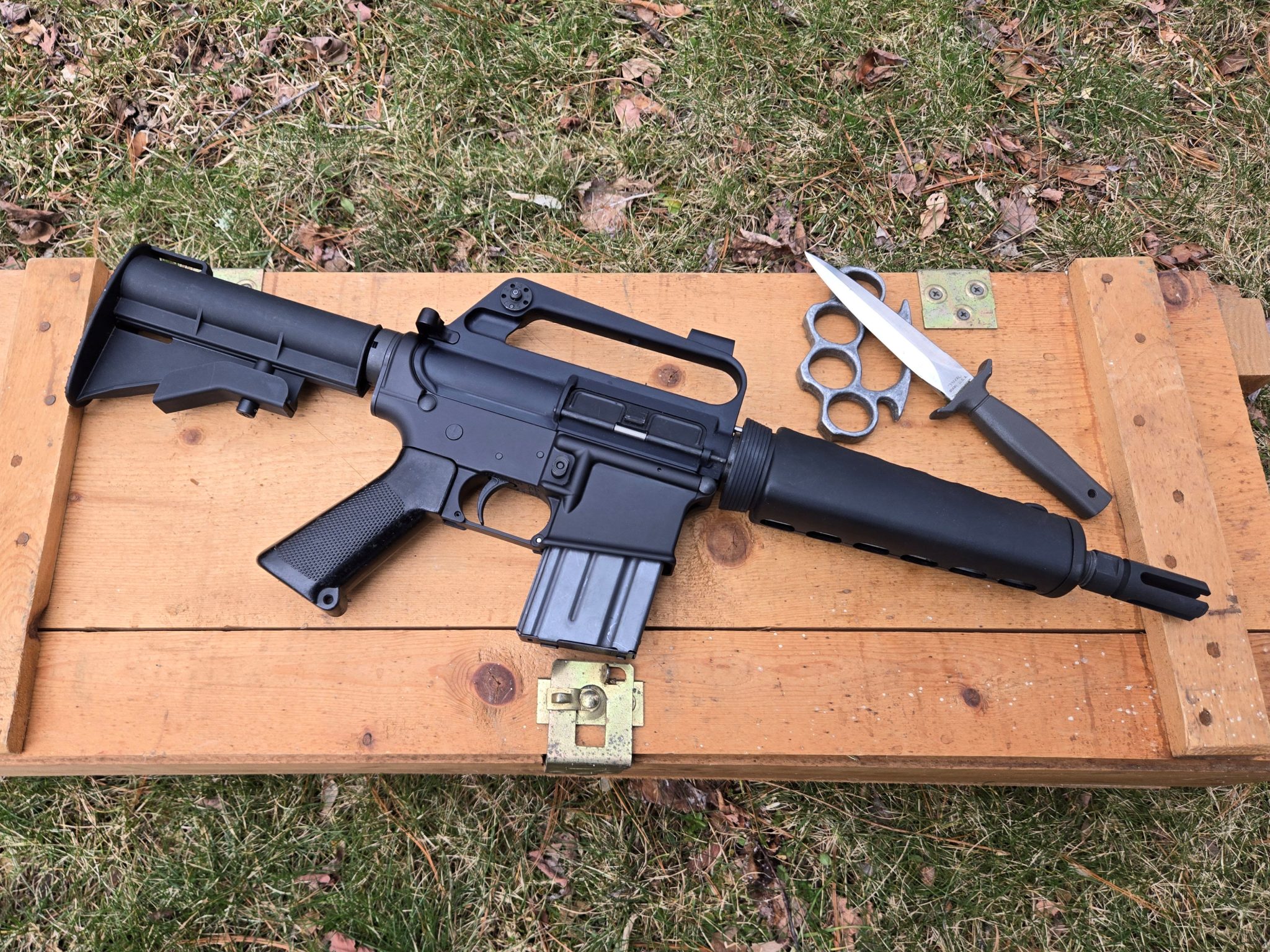 Blast From the Past: Building a Retro 1980’s M16K SBR - Shooting News ...