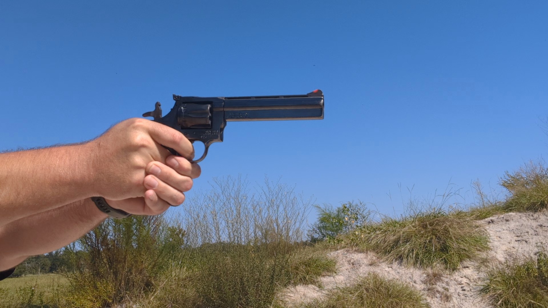 Beefy Beauty: The Dan Wesson M15-2 .357 Revolver - Shooting News Weekly