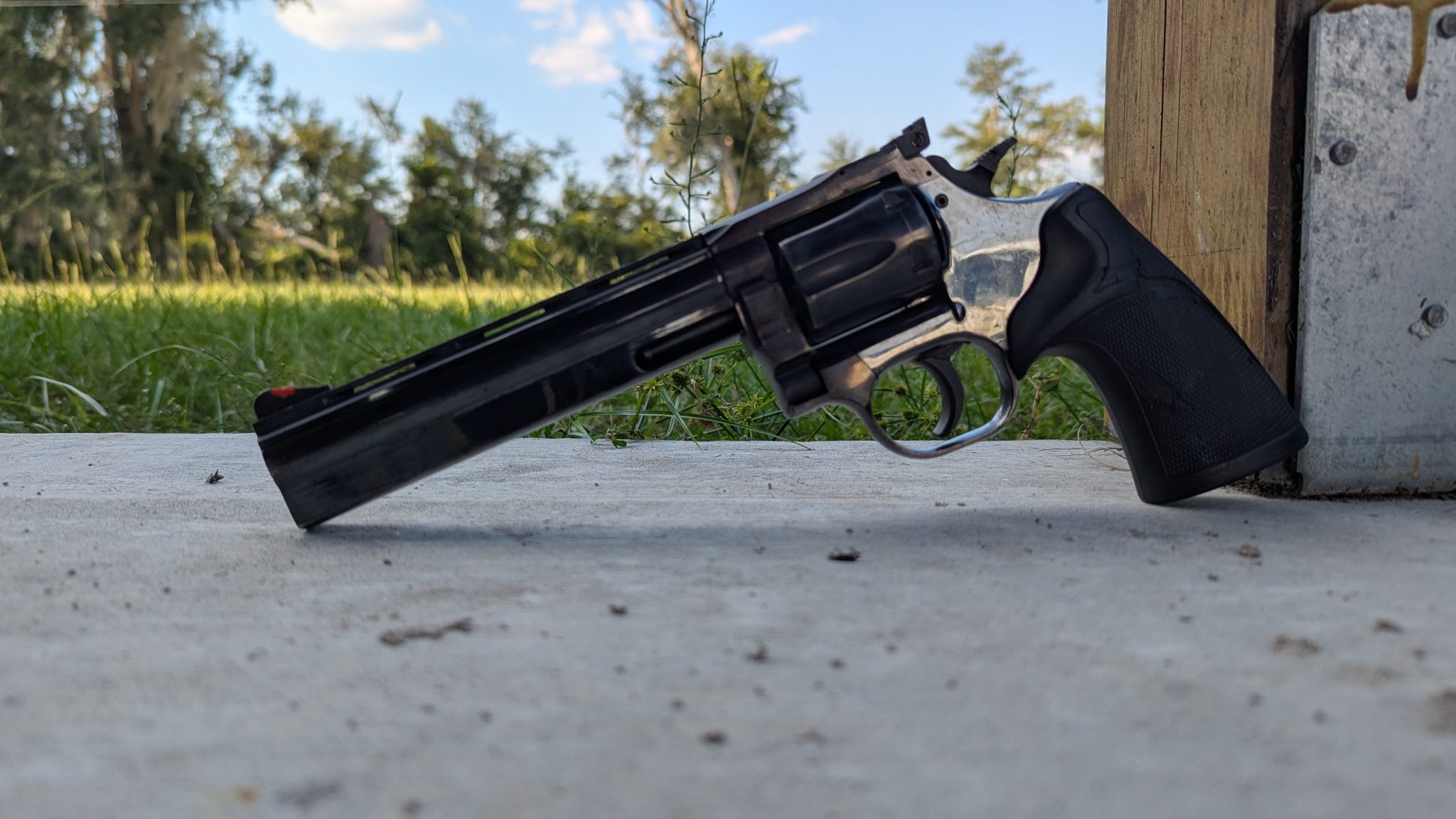 Beefy Beauty: The Dan Wesson M15-2 .357 Revolver - Shooting News Weekly