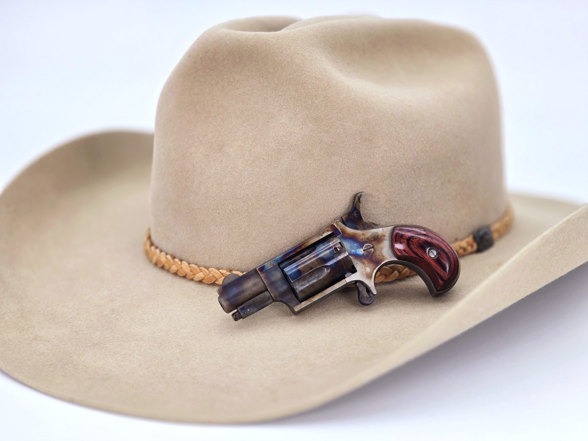 Category: Revolvers - Shooting News Weekly