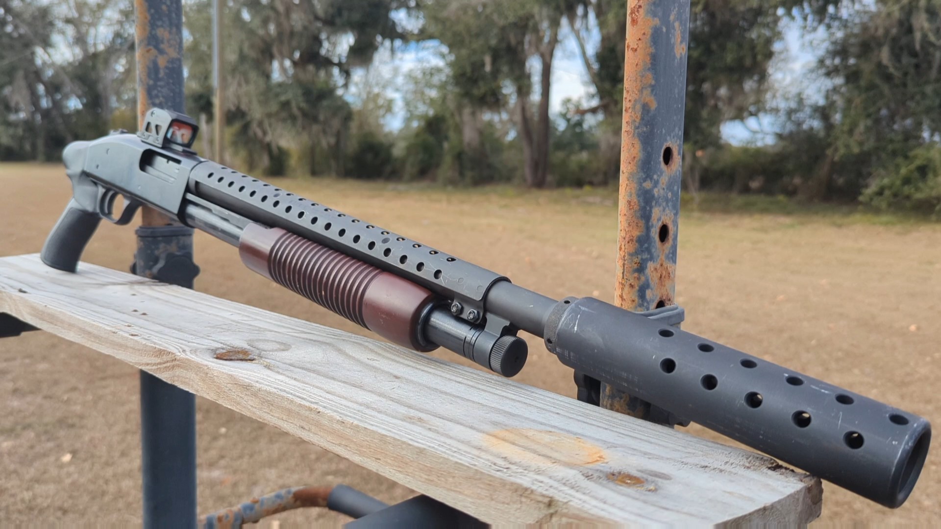 The Very Weird Mossberg 500 Rolling Thunder - Shooting News Weekly